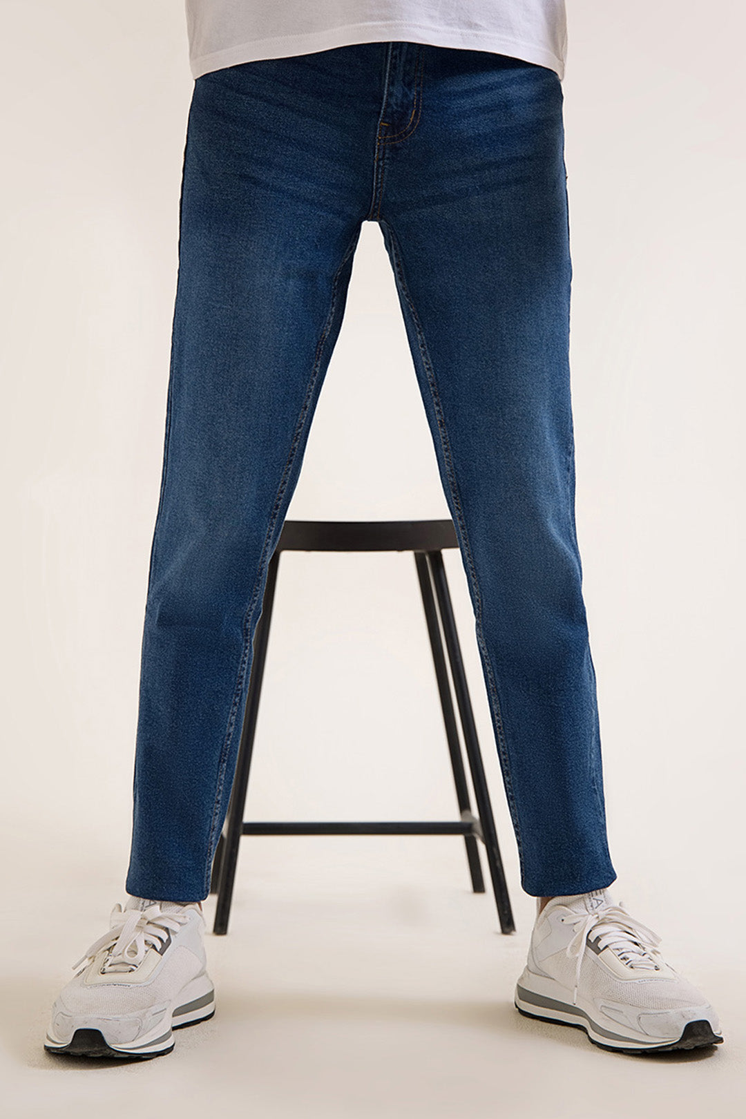 Buy Slim-Fit Mid Blue Jeans for men on Sale price 1006 - Zellbury MAN