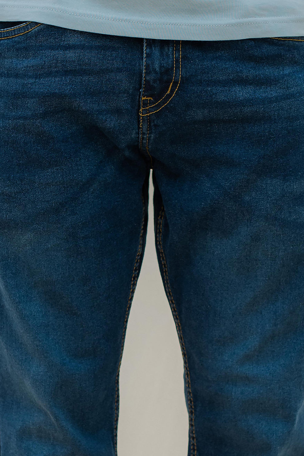 Buy Regular-Fit Mid Blue Jeans for men on Sale price 1026 - Zellbury MAN