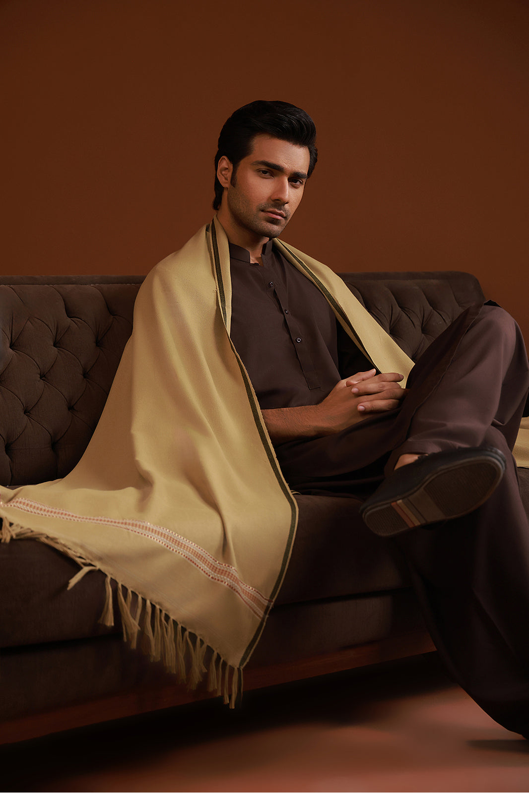 Buy Shawls for Men in Pakistan | Premium Men’s Shawl Online