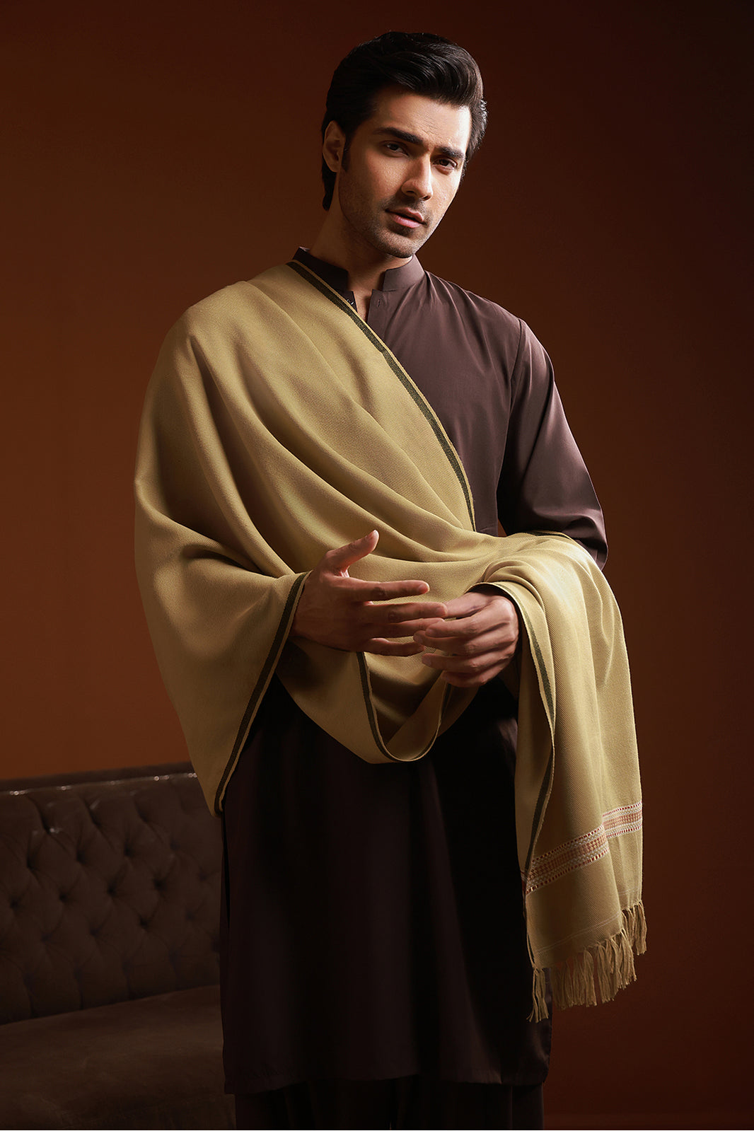Buy Shawls for Men in Pakistan | Premium Men’s Shawl Online