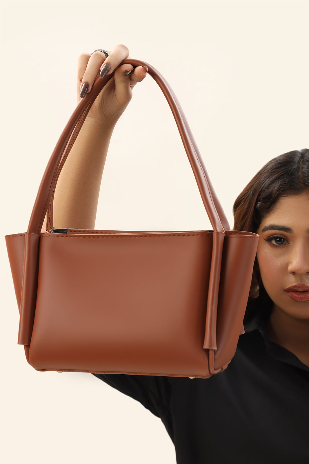 Shop Women Handbags - 75+ trendy handbags styles for women | Zellbury ...