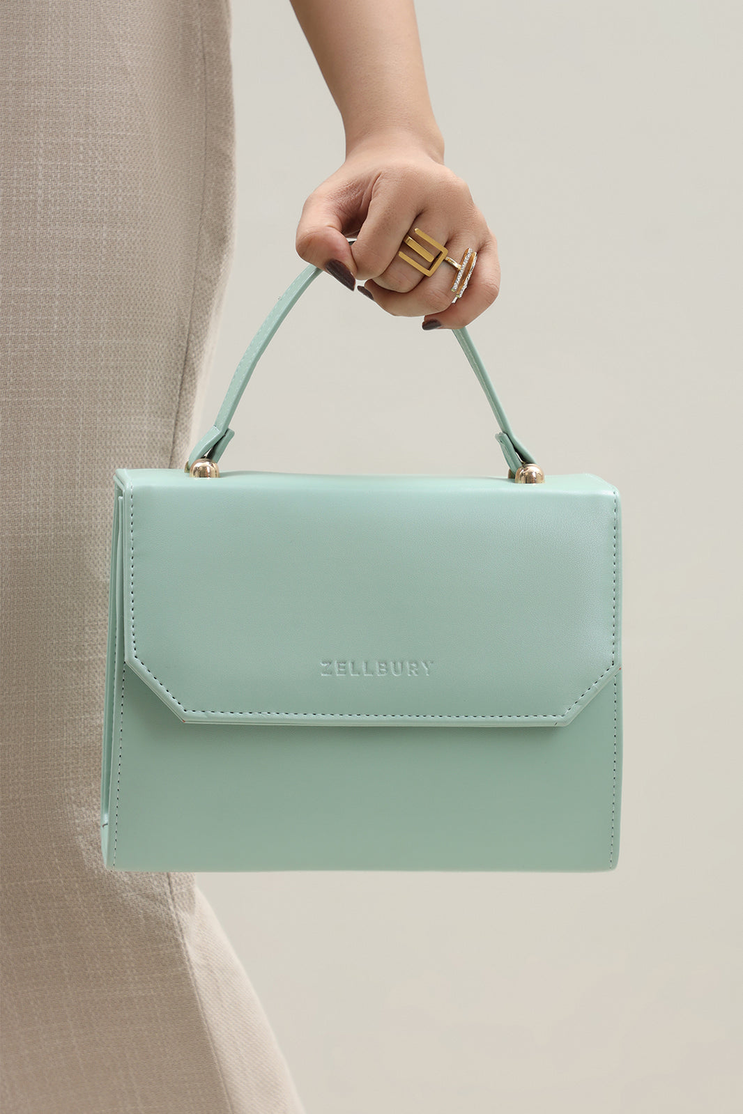 Shop Women Handbags - 75+ trendy handbags styles for women | Zellbury ...