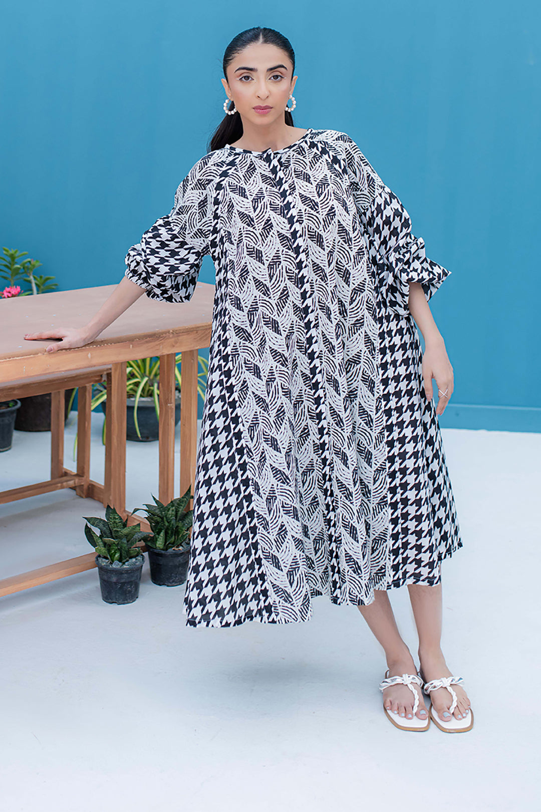 1 Piece Black Lawn Tunic - Ready to Wear - Zellbury