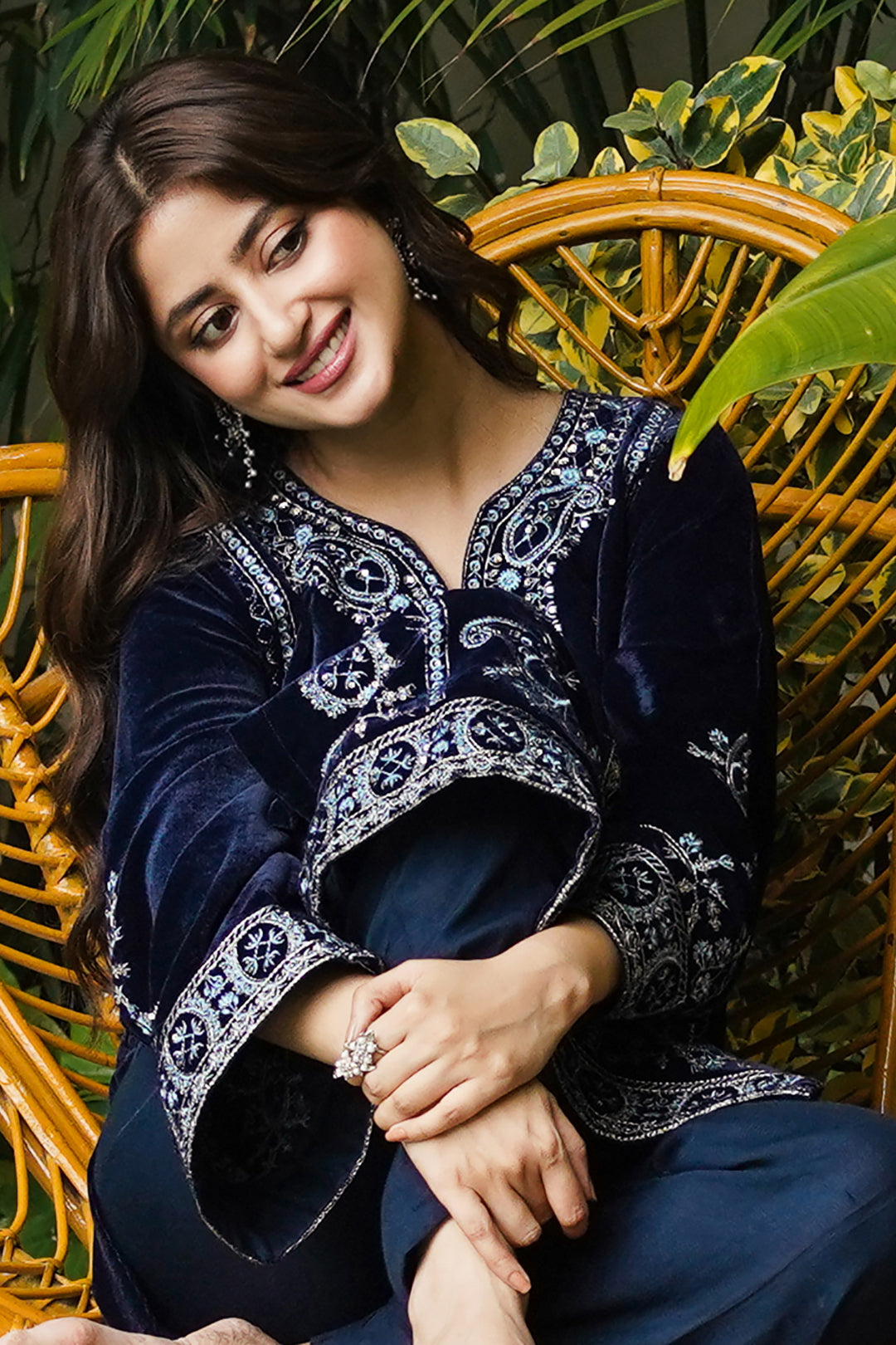 2 Piece Navy Velvet Embroidered Kurta Trouser - Ready to Wear - Zellbury